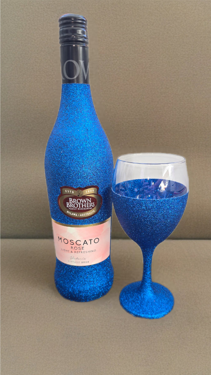 750ml Moscato + Wine Glass | Alcohol Bottle Gifts | Glitterastic